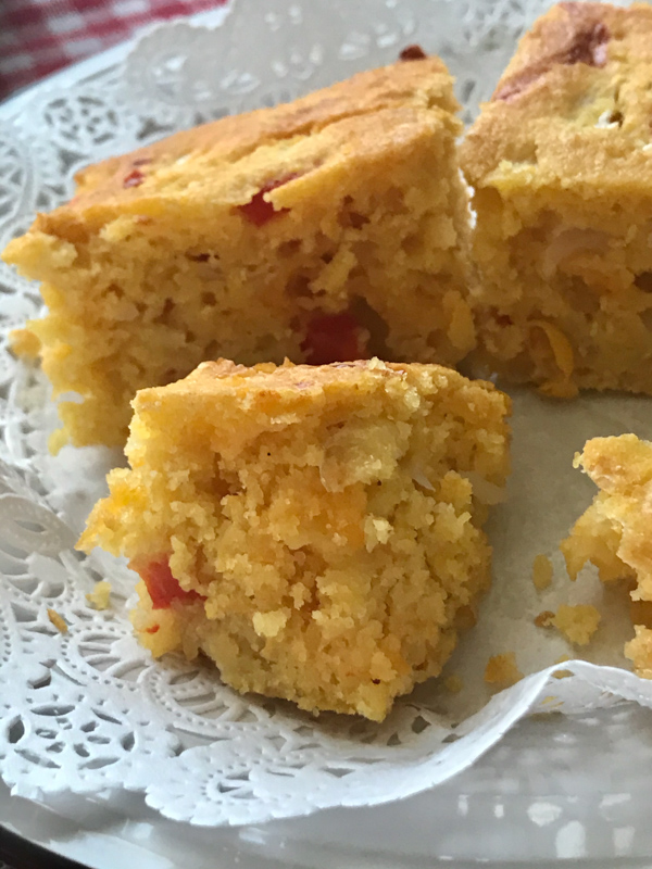 Cornbread with Cheddar Cheese - Minas Bakery