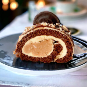 Jaffa Cake Roll (Video) - Minas Bakery - Tangy and Fun to Make Rolls