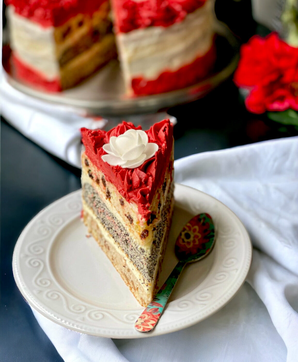 Russian (Korolevsky) Cake with Poppy Seeds (video) - Minas Bakery